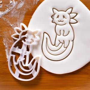 Cute Axolotl Cookie Cutter | Bakerlogy Biscuit Cutters Ambystoma ...