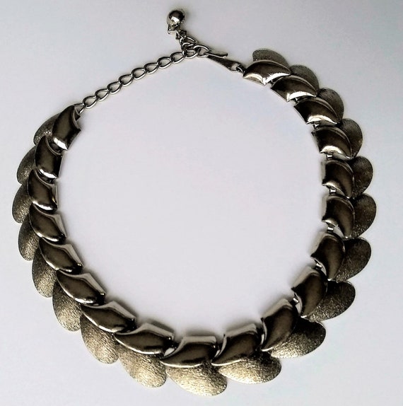 Modern chunky metal statement necklace, choker style … - Gem