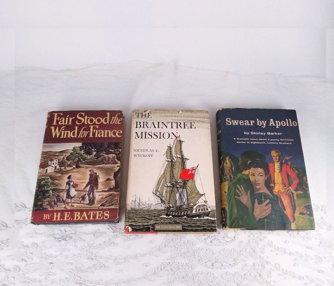 Vintage Books, Fair Stood the Wind for France H. E. Bates, Swear by ...