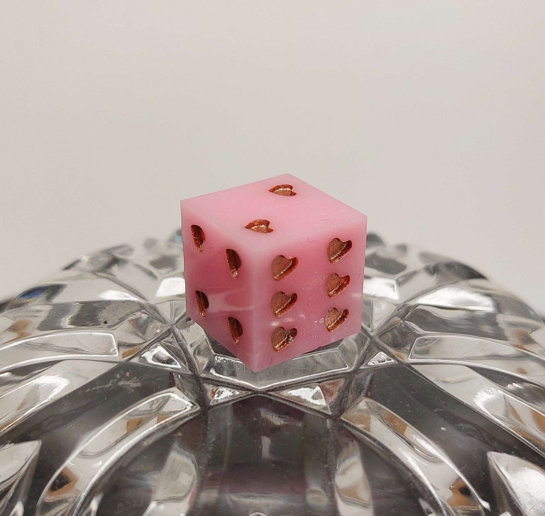 Heart Pipped Pink D6 Handmade Resin Die - Etsy