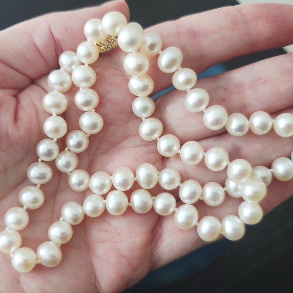 Oval Pearl Necklace - Etsy