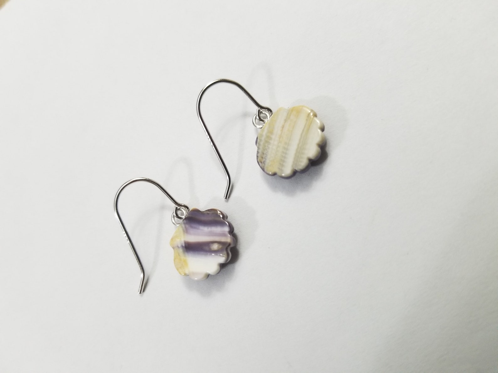 1 Pair of Carved Scallop Shell Wampum Jewelry Earrings promo | Etsy