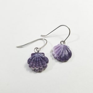 1 Pair of Carved Scallop Shell Wampum Jewelry Earrings *promo Photo - Etsy