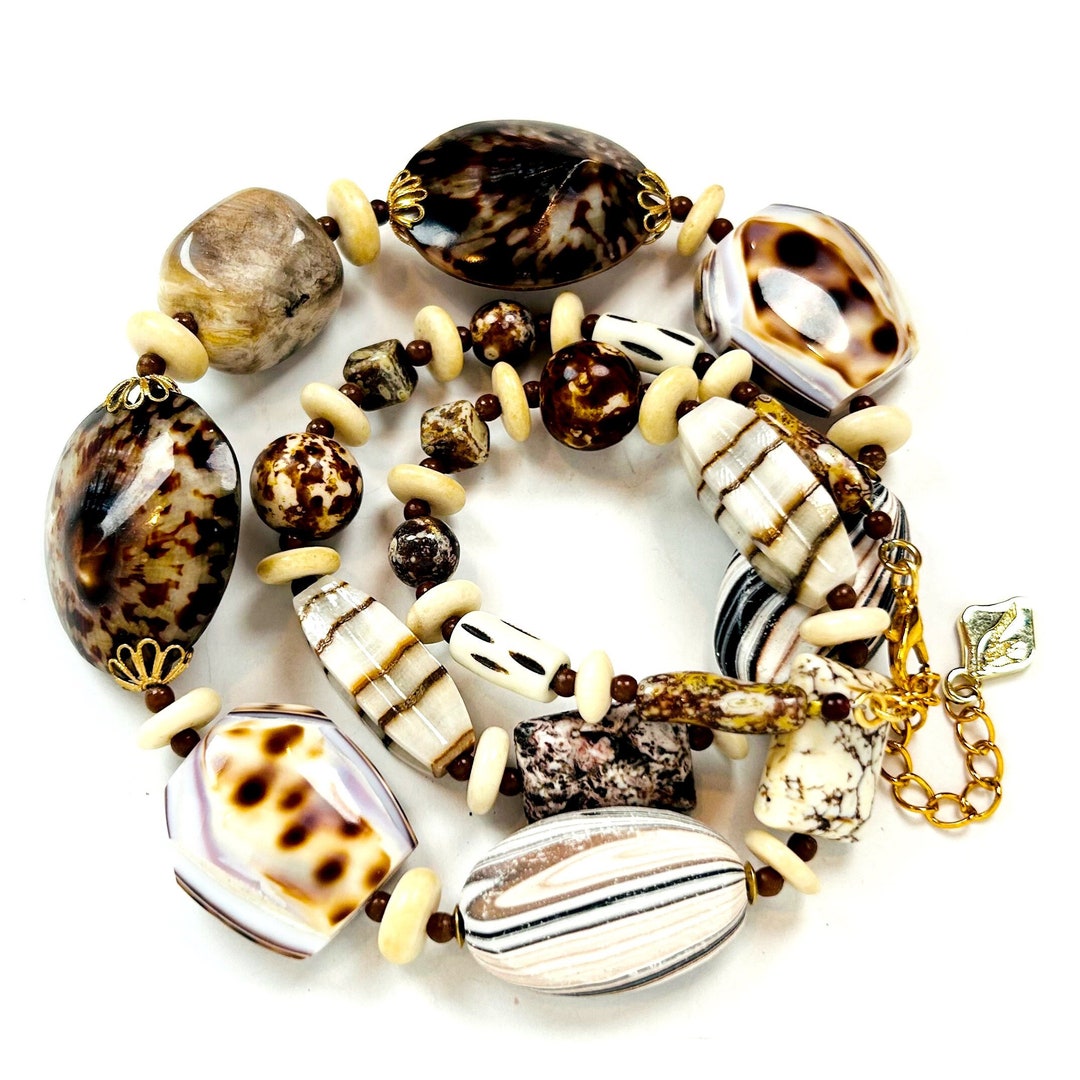 THE NAMELESS TIDES Shells With Vintage Alabaster, Bone, Glass, Wood ...