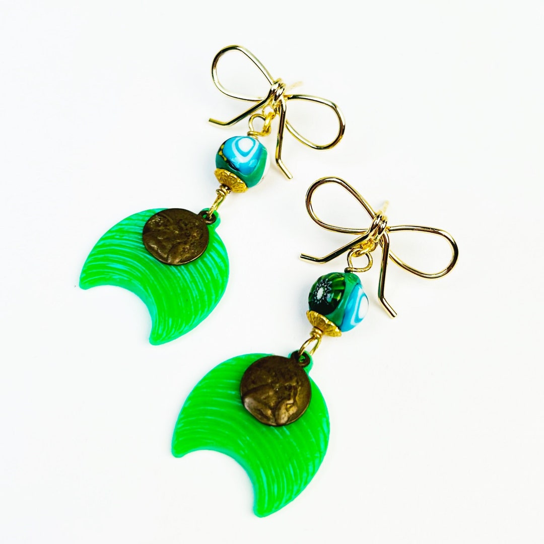 CHERUB'S CRESCENT Bright Green Fat Crescents With Murano Glass-style ...
