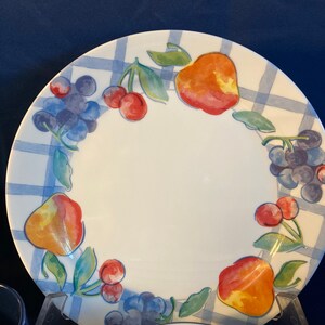 22 Piece Corelle Fruit Basket and Fruit Too Dinnerware Set, Service for ...