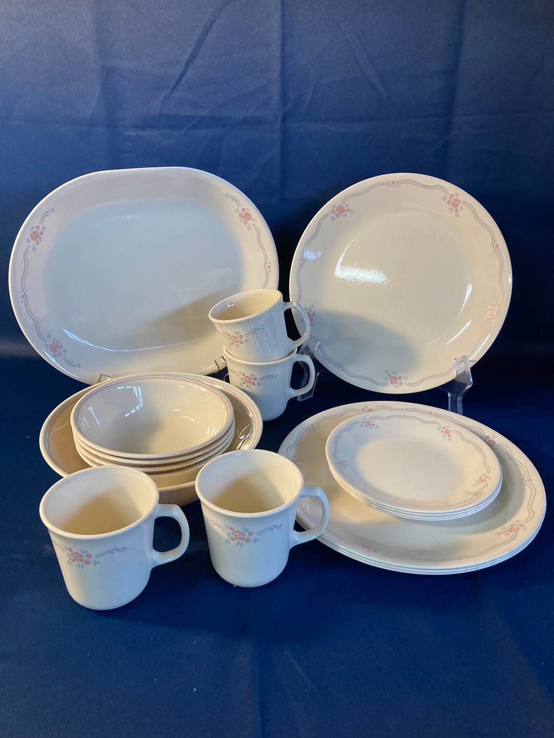 18 Piece Corelle English Breakfast Dinnerware Set, Service for 4 - Etsy