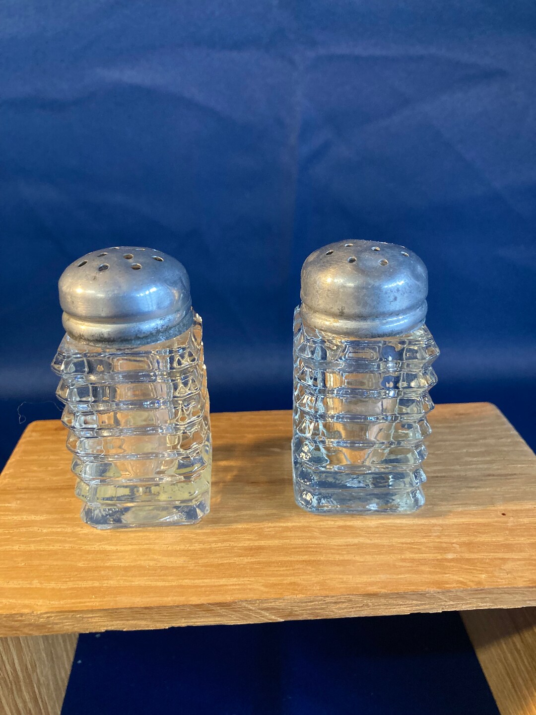 Anchor Hocking Manhattan Crystal Salt and Pepper Shakers - Etsy