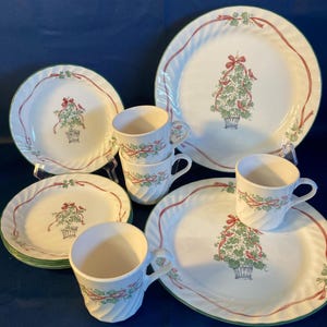 11 Piece Corelle Callaway Holiday Dinnerware Set - Etsy