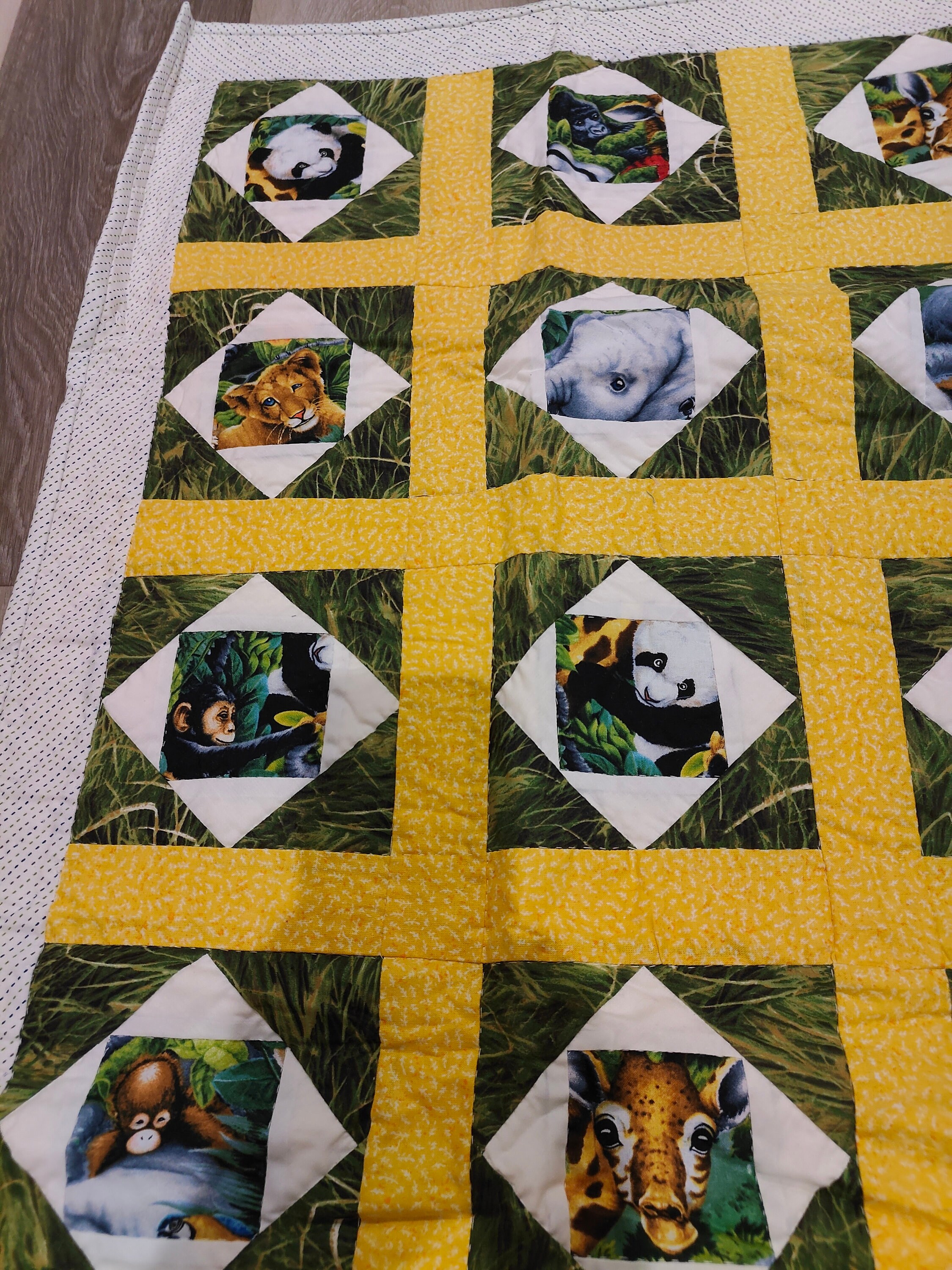 Baby Zoo Animal Quilt - Etsy