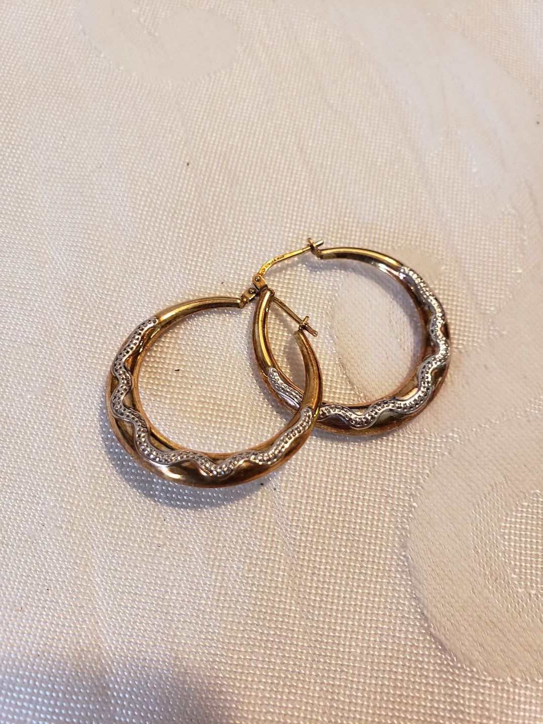 Vintage 925 Jordan Mom Hoop Earrings - Etsy