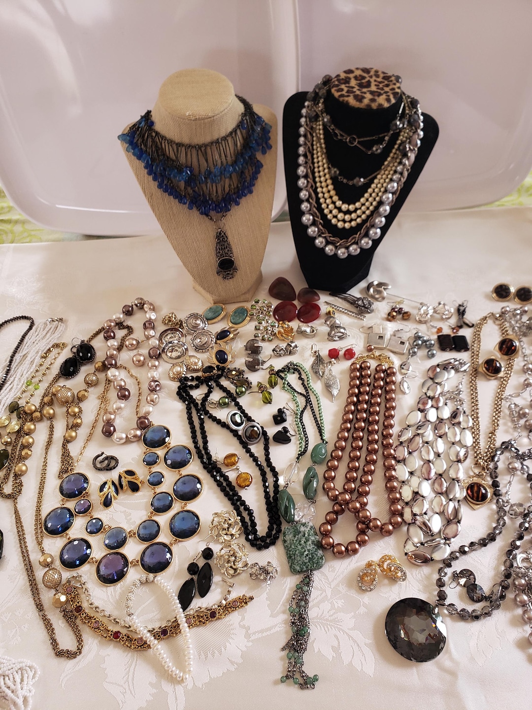Huge Lot of Vintage to Now Jewelry - Etsy