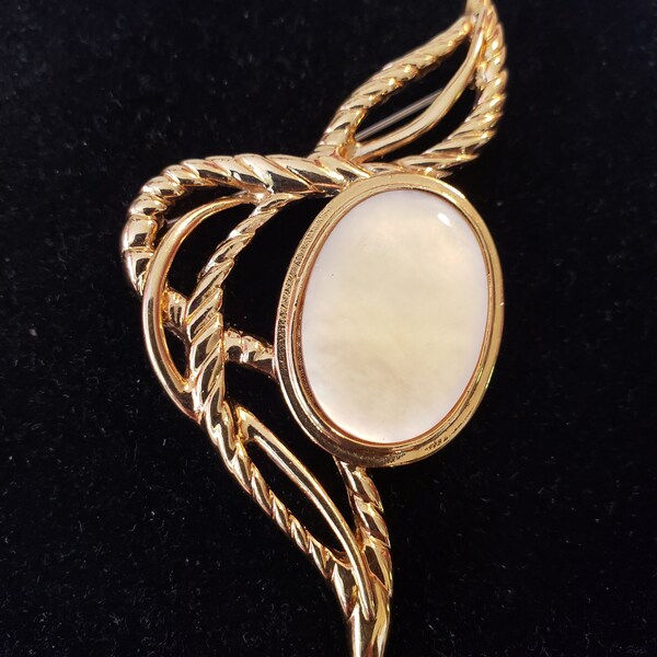 Butler Brooch - Etsy