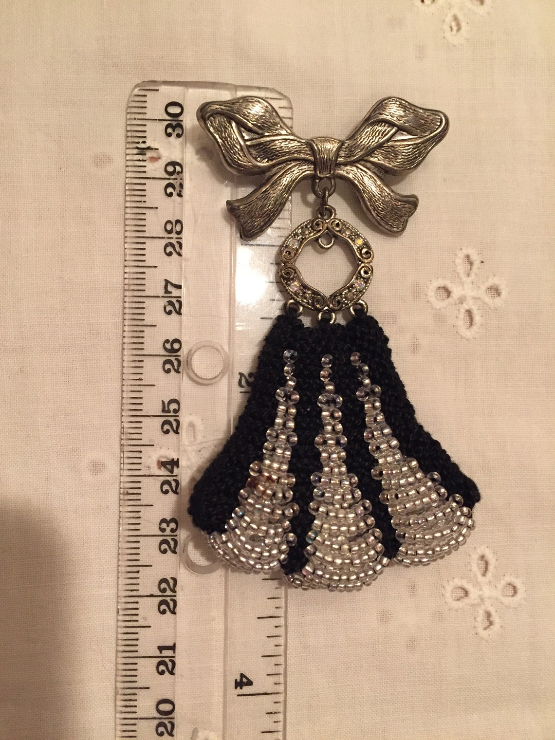 Broche unique en perles perlées à la main - Etsy France