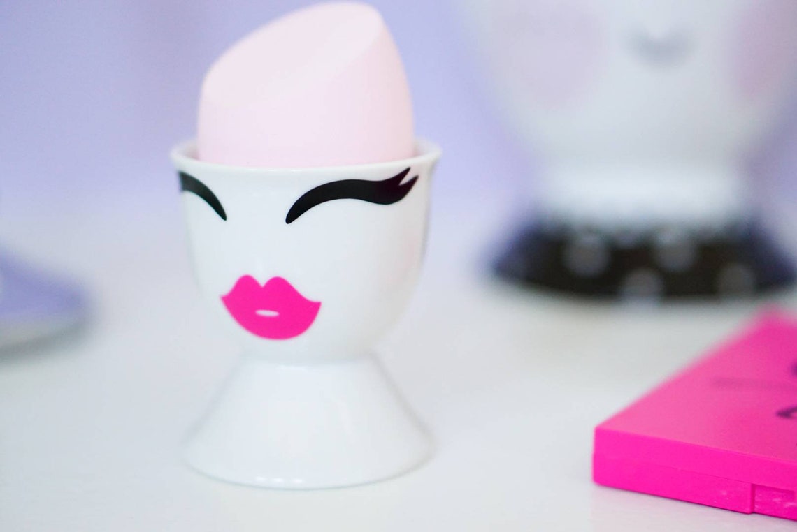 Beauty Blender Holder, Pretty Makeup Organizer, Girlie Makeup Storage ...