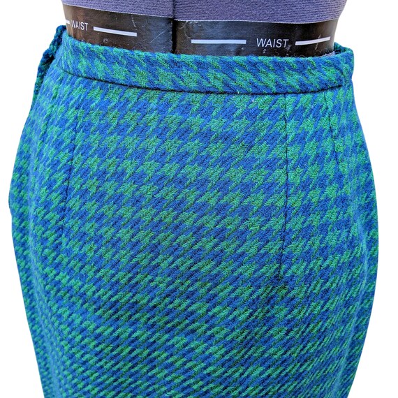 Vintage 60s green and blue houndstooth check pattern … - Gem