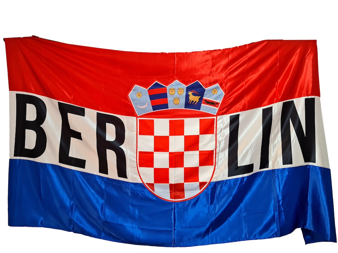 Personalized Croatian Flag With the Old or New Grb, 3 Sizes - Etsy