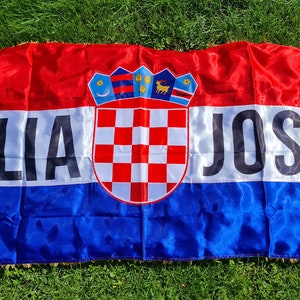 Personalized Croatian Flag With the Old or New Grb, 3 Sizes - Etsy