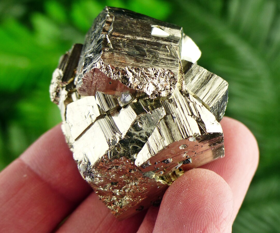 Amazing Pyrite Crystal, Raw Crystal, Natural Mineral, Healing Crystal ...