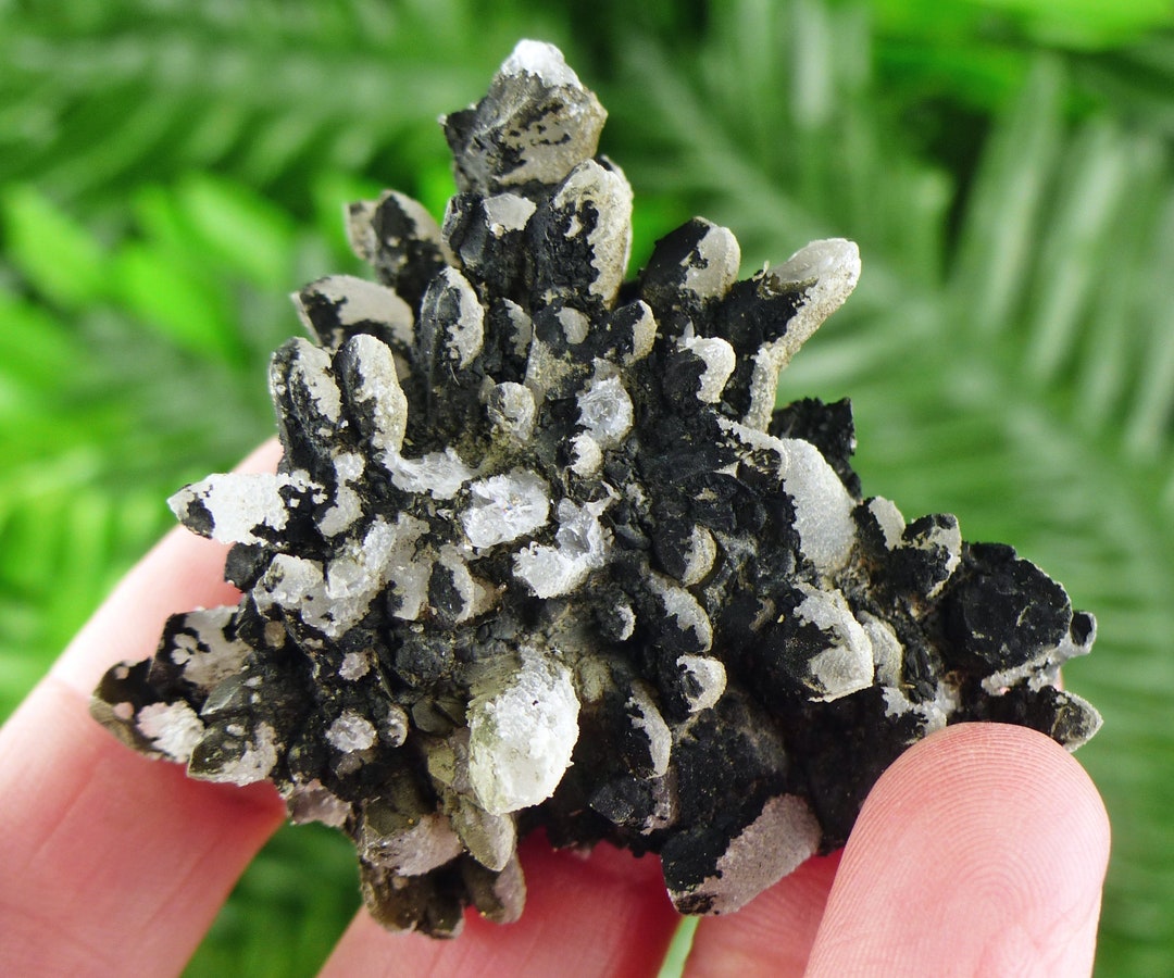 Quartz With Chlorite, Raw Crystal, Natural Mineral, Spirituality ...