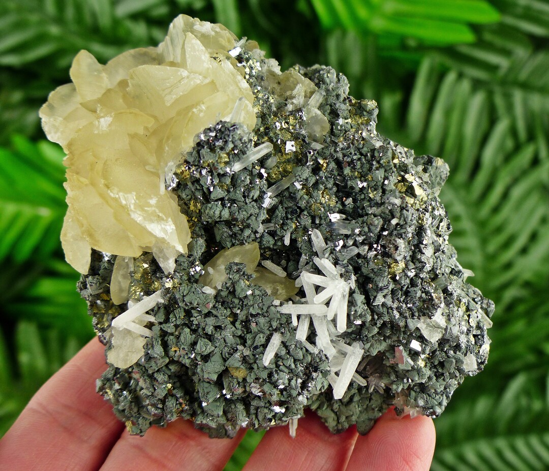 Amazing Quartz With Sphalerite, Calcite and Chlorite, Raw Crystal ...