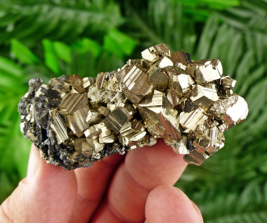 Pyrite, Pyrite Cubes, Shiny Pyrite, Pyrite Crystal, Pyrite Mineral ...
