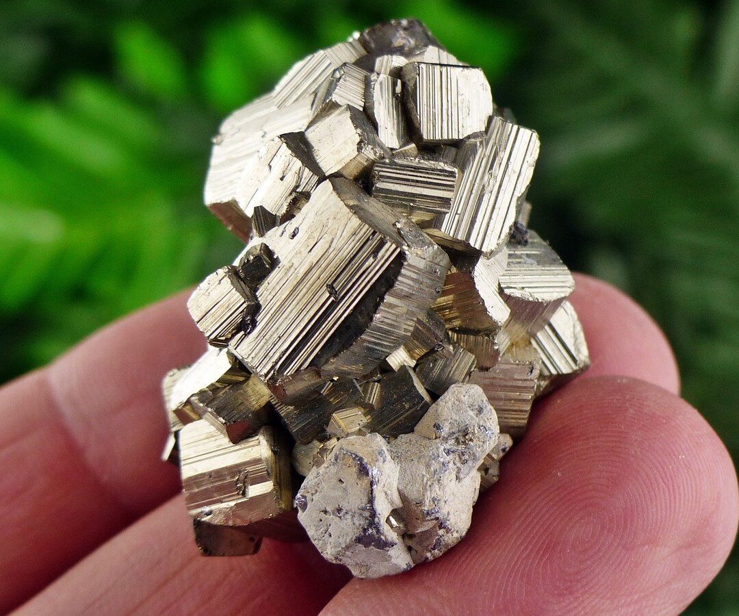 Pyrite Crystal Pyrite Cubes Shiny Pyrite Pyrite Crystal - Etsy