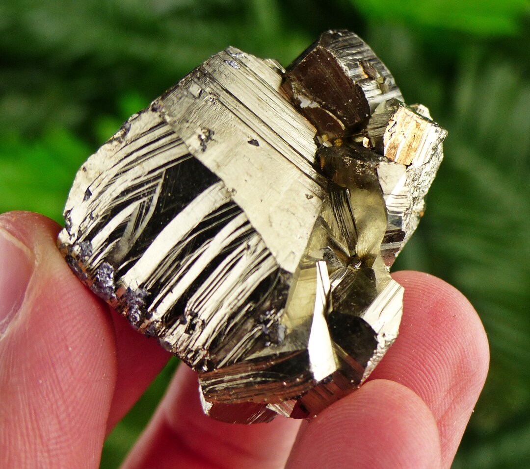 Amazing Pyrite Crystal, Raw Crystal, Natural Mineral, Healing Crystal ...