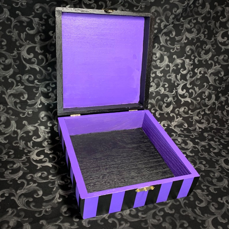 Hatbox Ghost Jewelry Box. - Etsy