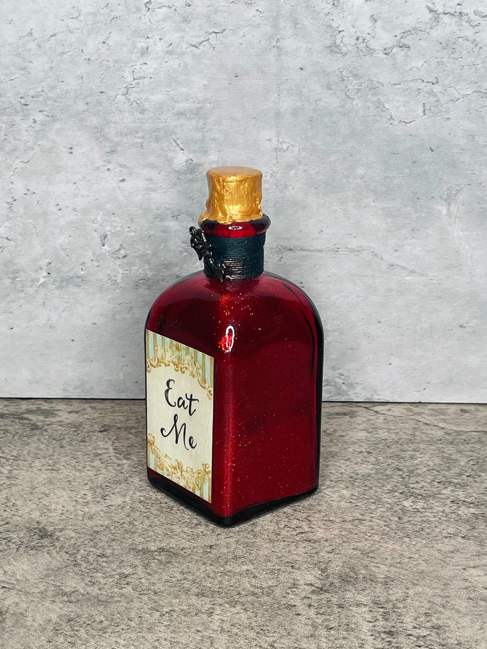 Alice in Wonderland Eat Me Potion Bottle - Etsy