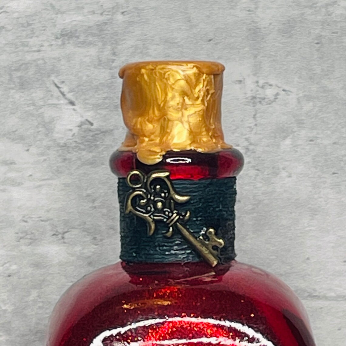 Alice in Wonderland Eat Me Potion Bottle - Etsy