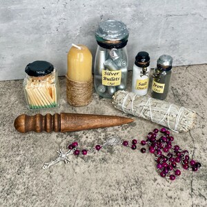 Monster Hunting Kit - Etsy