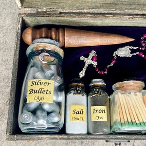 Monster Hunting Kit - Etsy
