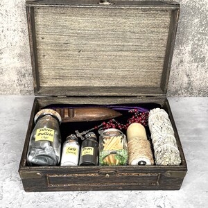 Monster Hunting Kit - Etsy