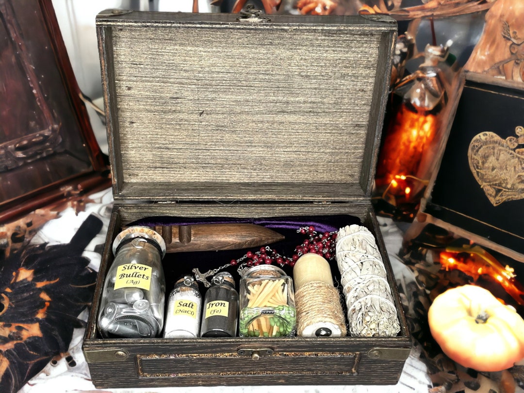Monster Hunting Kit - Etsy