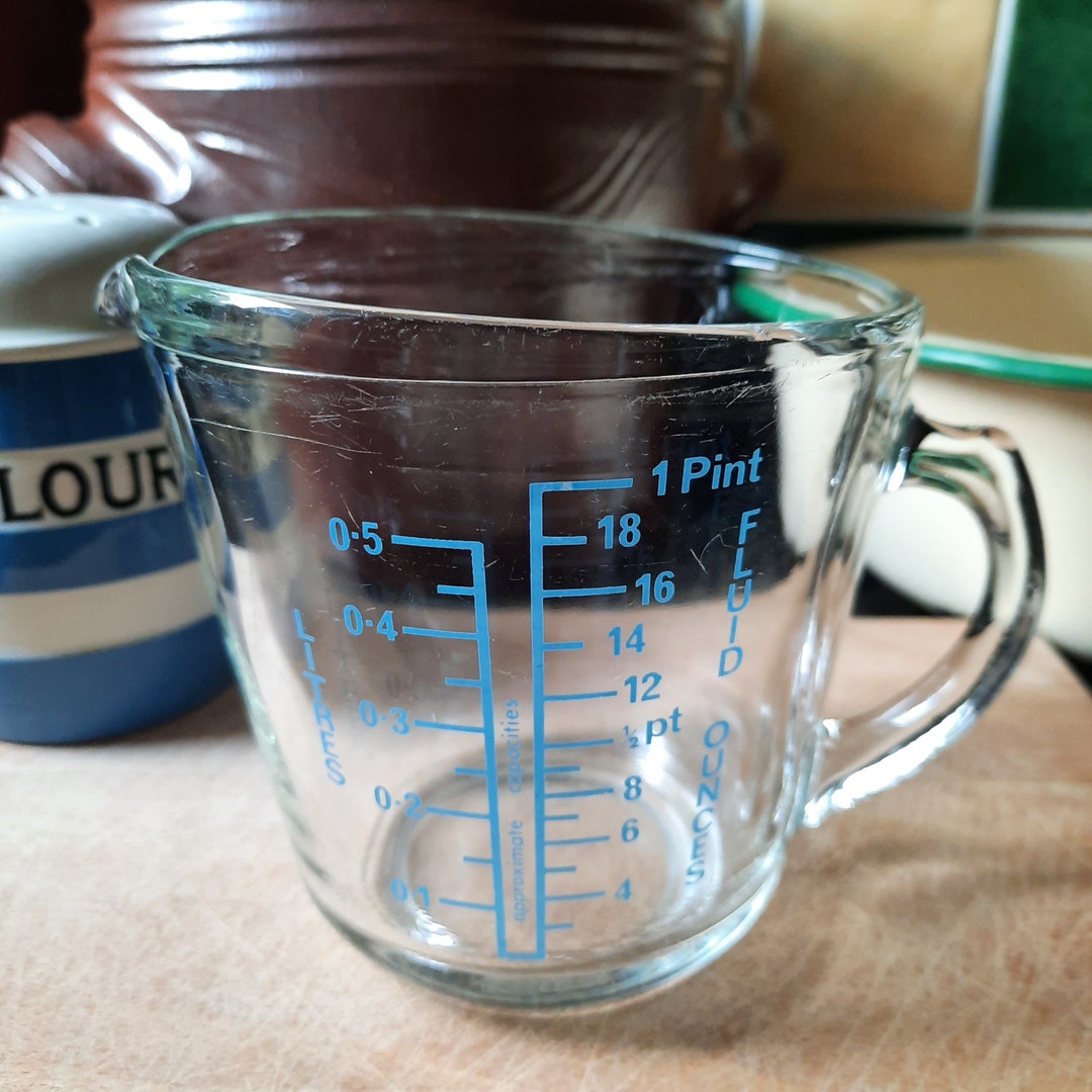 Vintage Pyrex One Pint Measuring Jug Clear Pyrex With Blue Writing ...
