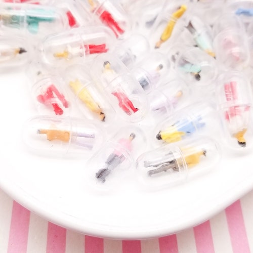 10 Plastic Person Filled Clear Pill Capsule Cabochons Plastic - Etsy