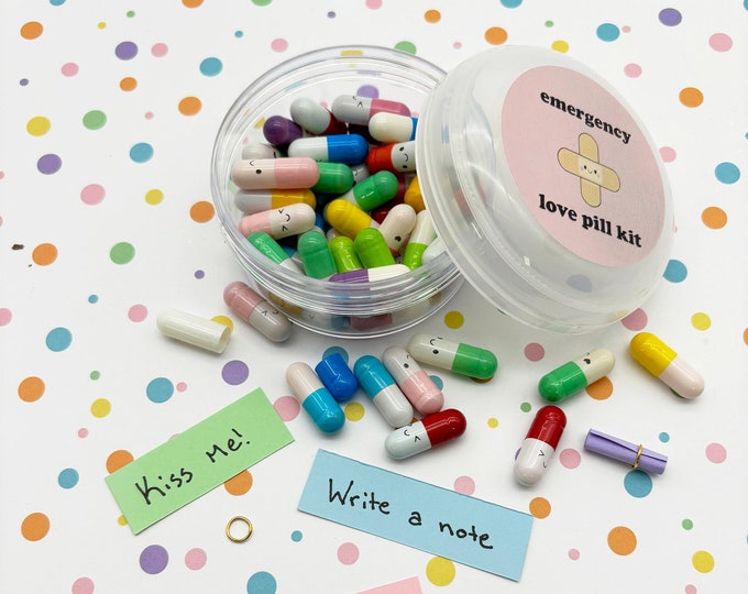 Valentines Day Emergency Love Pill Kit - Multicolor Wedding Favor ...
