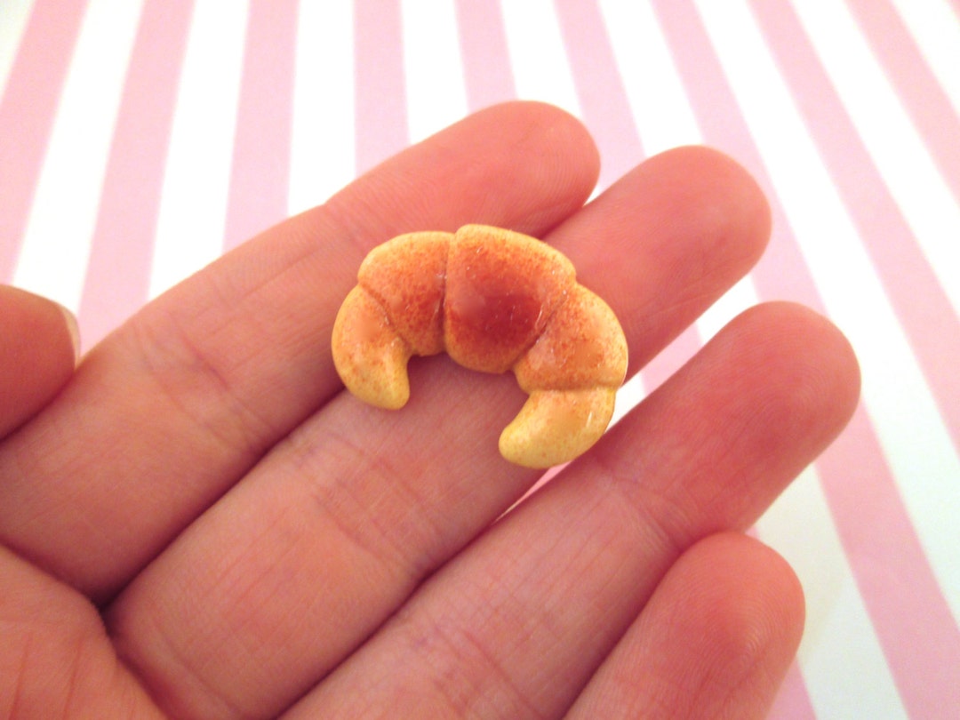 5 Miniature Flat Backed Resin Croissant Cabochons, Flatbacked Acrylic ...