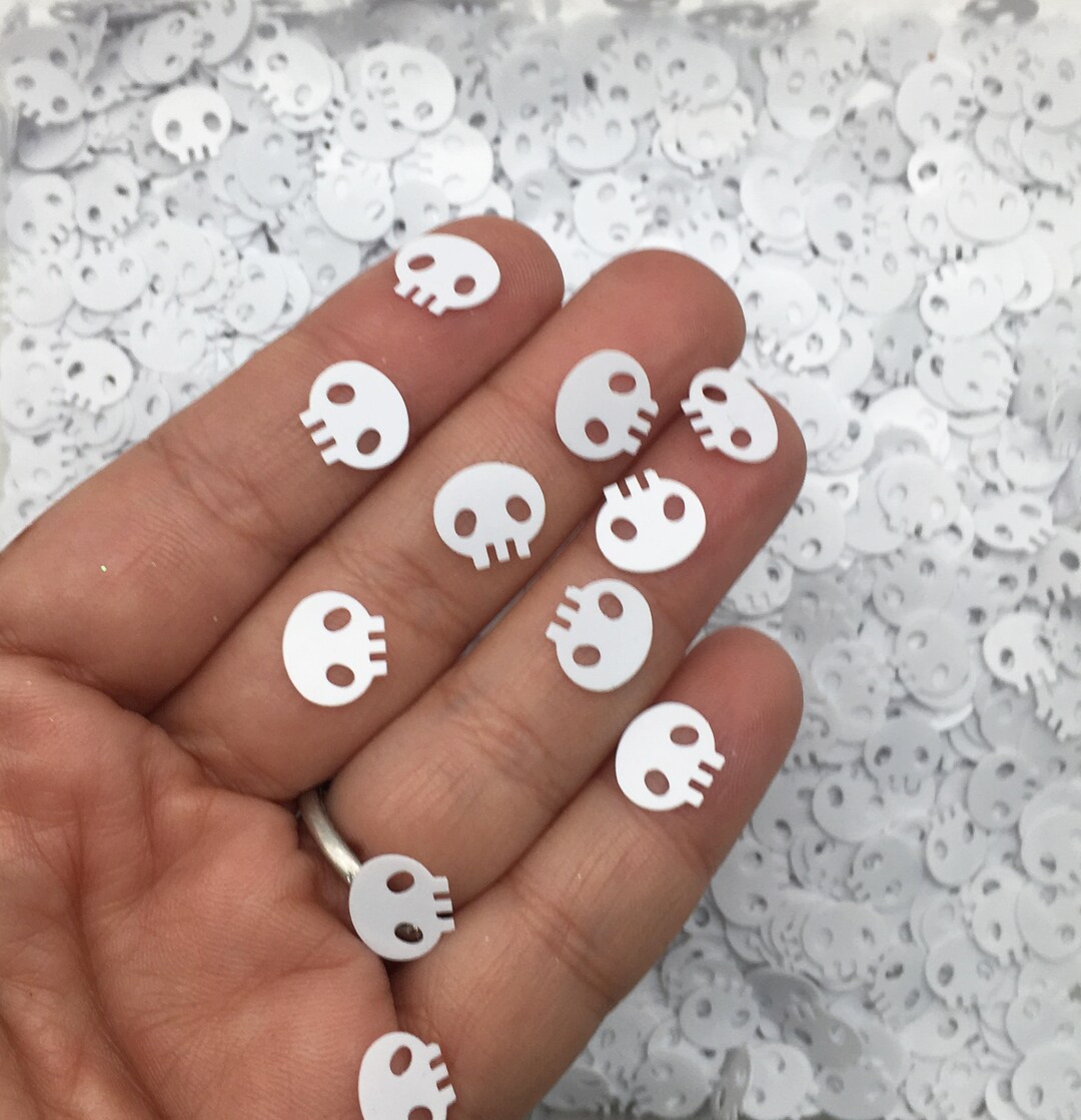 White Creepy Cute Skull Confetti, Shaker Embellishment, Spooky ...