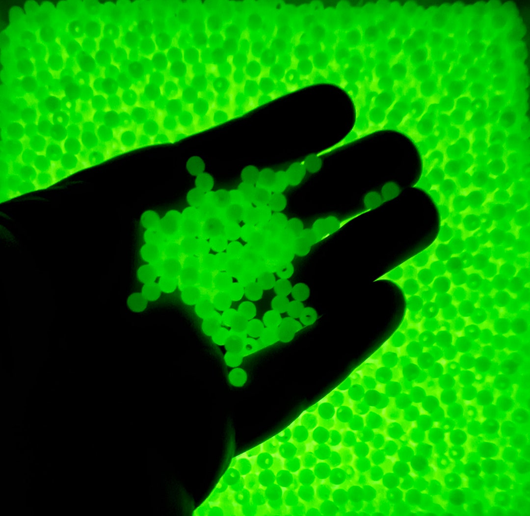 500 4mm Glow in the Dark Acrylic Bubble Gum Beads - Chunky Gumball ...