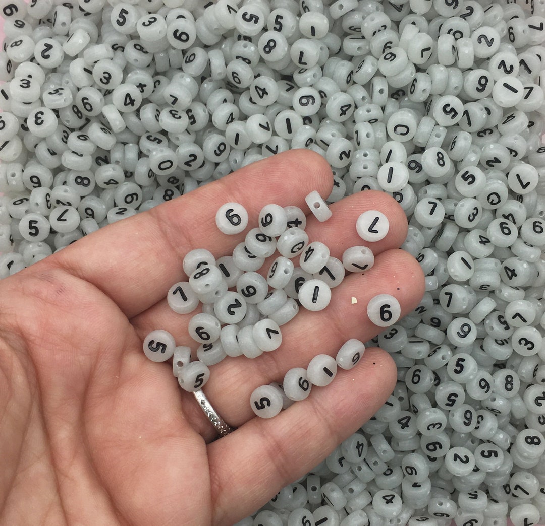 100 Glow in Tthe Dark Flat Round Acrylic Plastic Number Beads, Resin ...