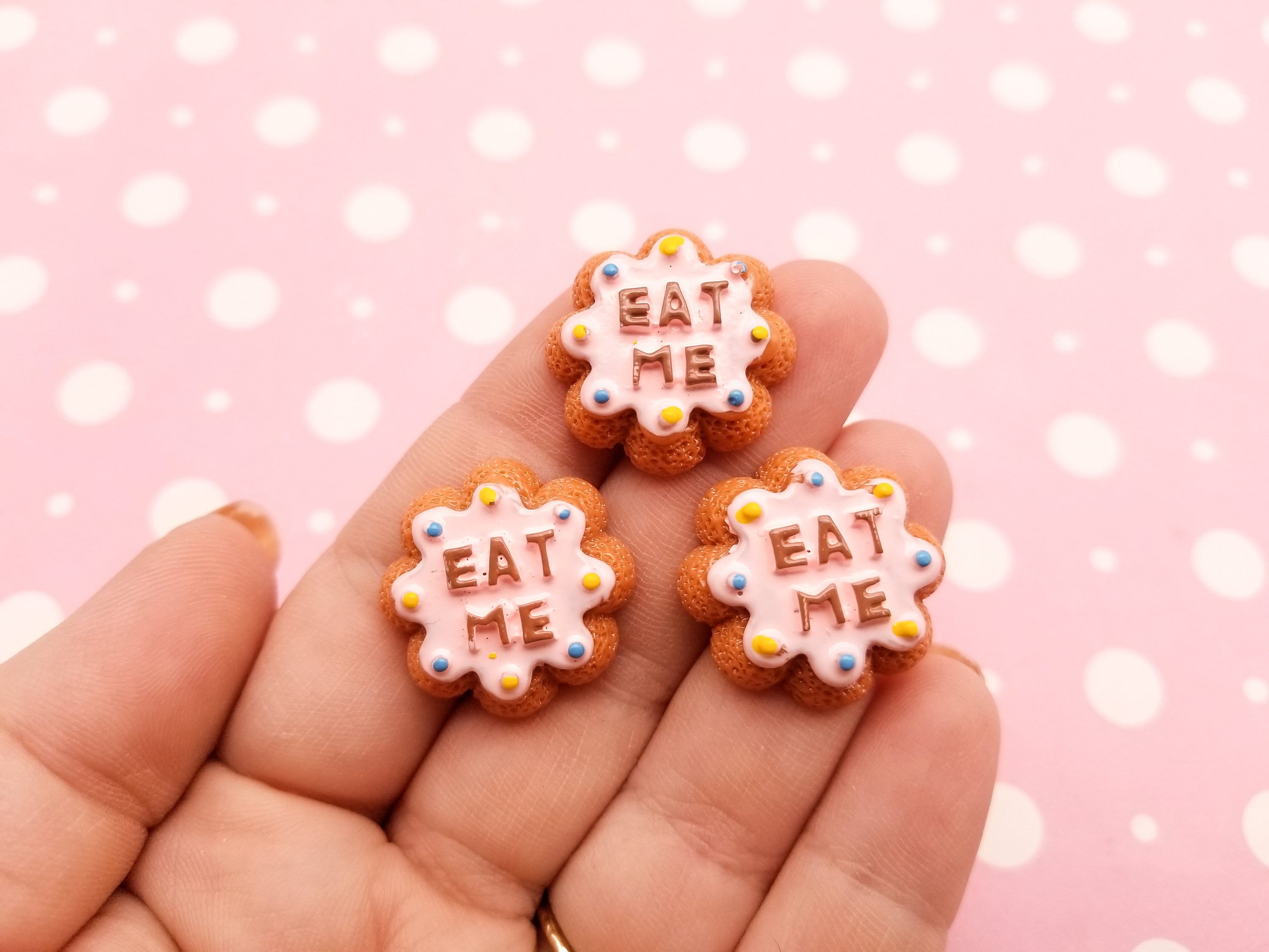 Alice In Wonderland Eat Me Cookies