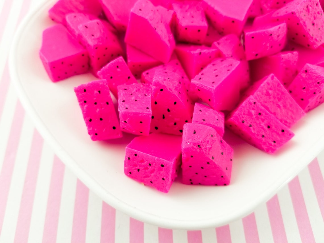3 Flatbacked Resin Pink Dragon Fruit Slice Cabochons, Cute Flat Backed ...