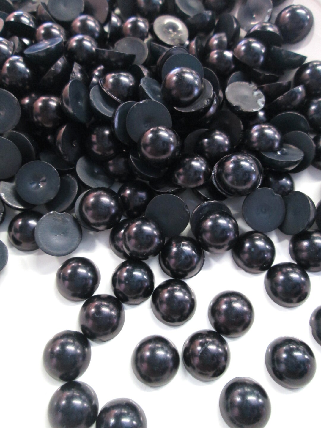 50 Round 10mm Flatbacked Acrylic Plastic Pearl Cabochon, Black, Flat ...