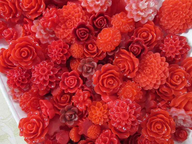 20 Red Mix Flatbacked Acrylic Plastic Flower Cabochons, Flat Backed ...