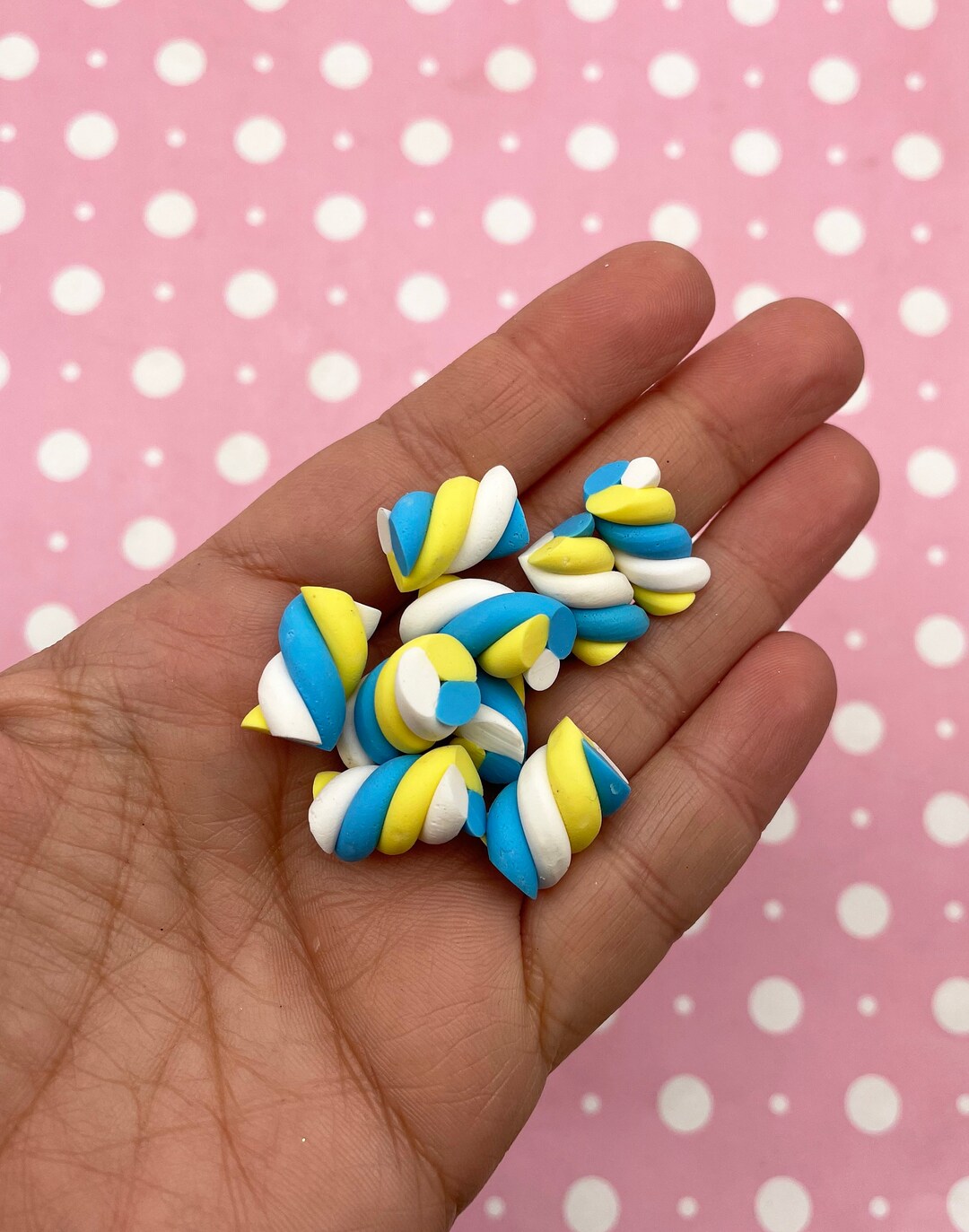 10 Polymer Clay 20mm Candy Marshmallow Twist Cabochons, Bright Yellow ...
