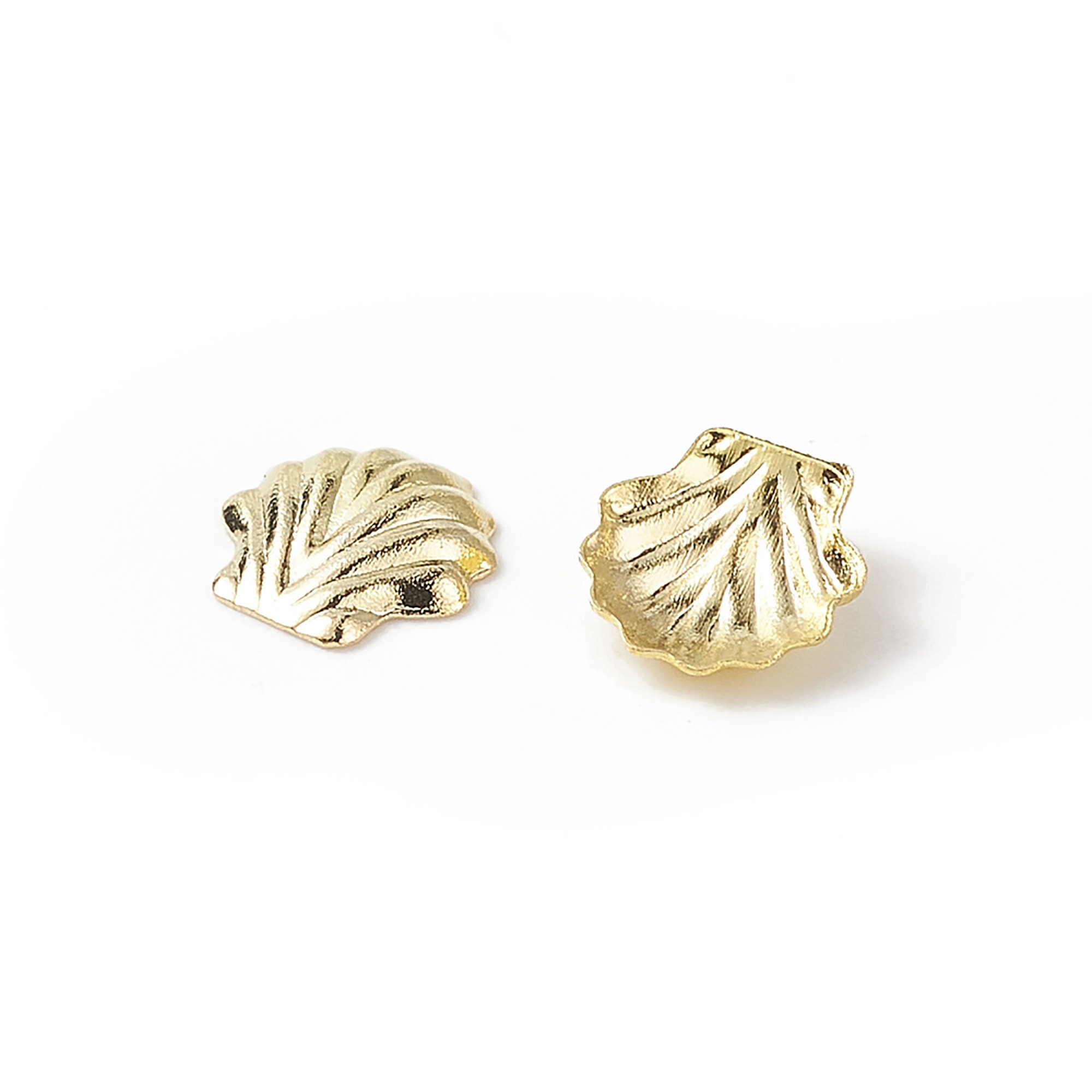 50 Tiny 6mm Gold Toned Metallic Seashell Clam Sea Shell Cabochons, Cute ...