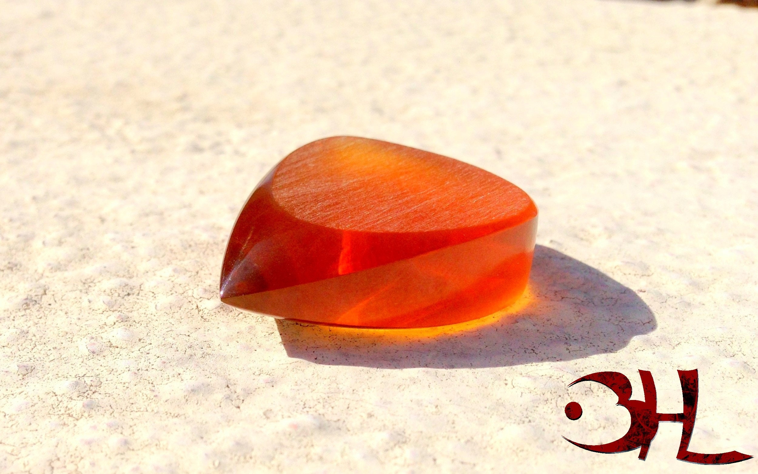 The Protagonist Plectrum - an Ergonomic Plectrum for Arthritis ...