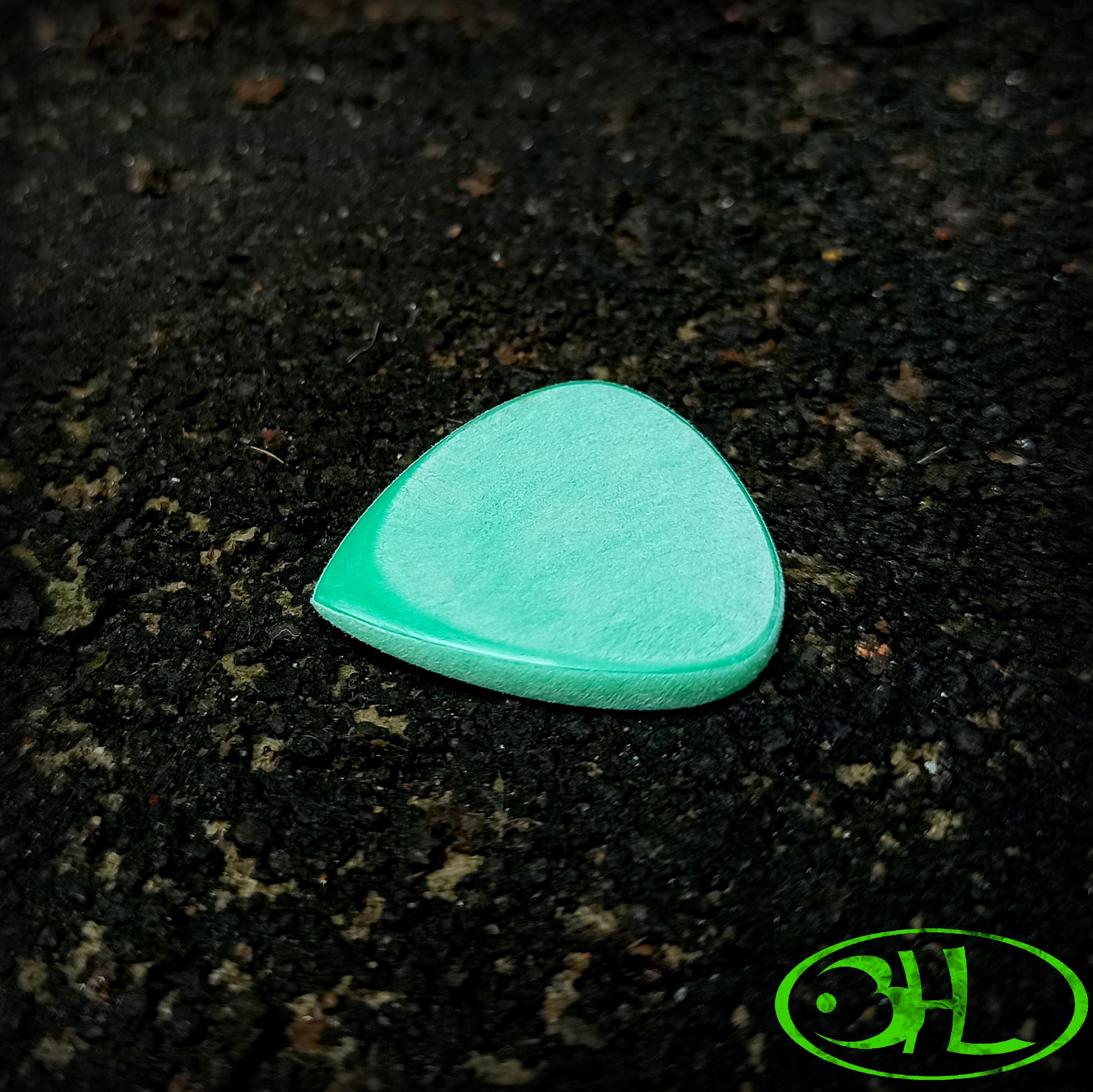 The HP #3 - the Slimline Ergonomic Plectrum. BHL Guitar Technologies - Etsy